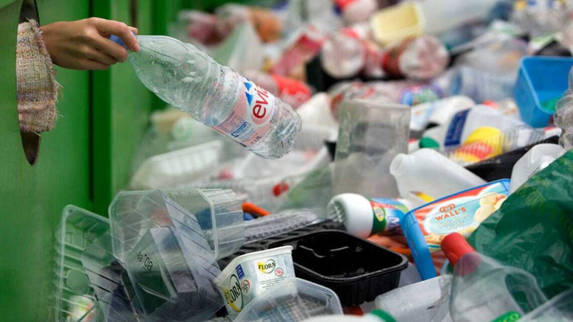 Nestlé reciclará empaques plásticos | Un mundo Sustentable
